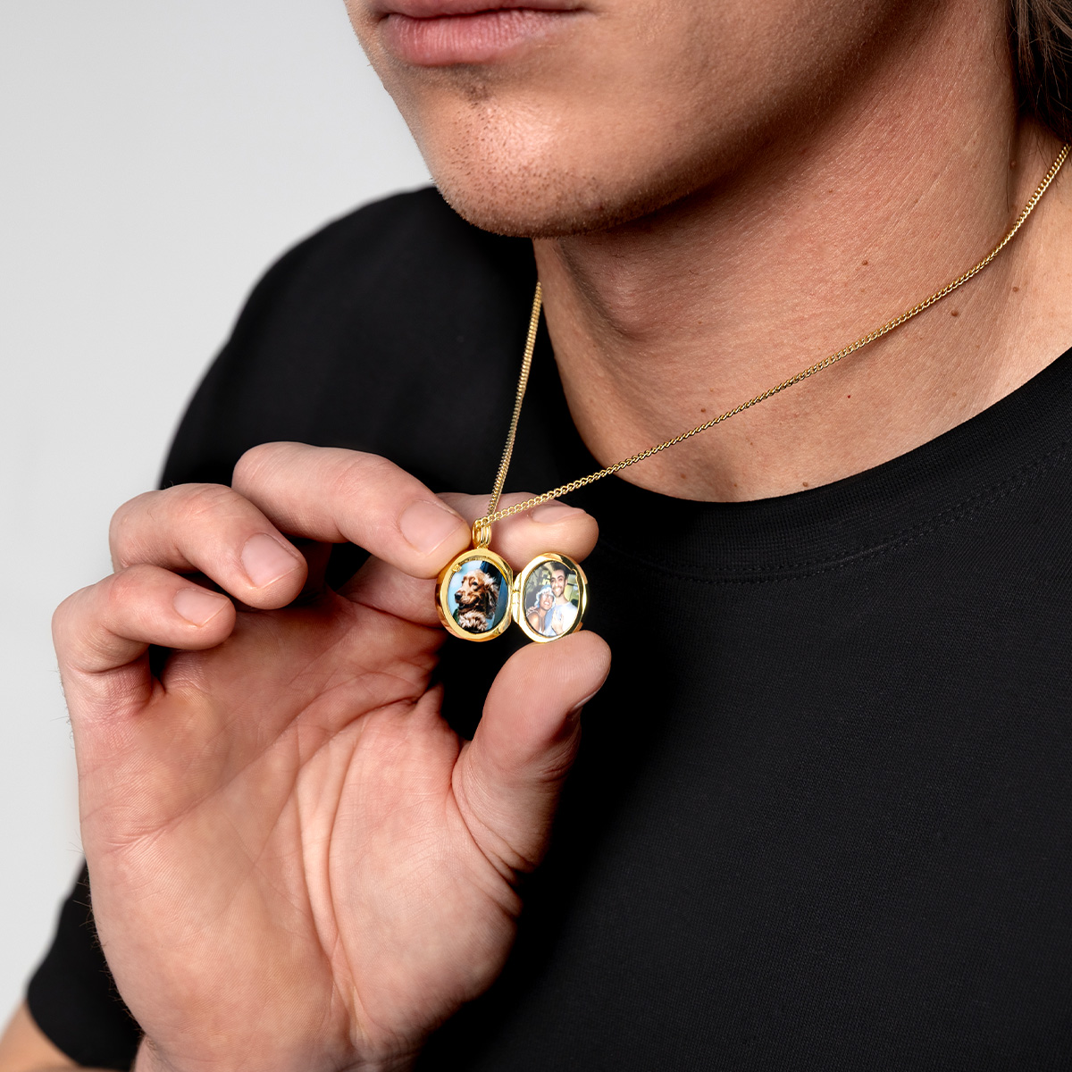 Compass Locket - Gold | Engravers Guild